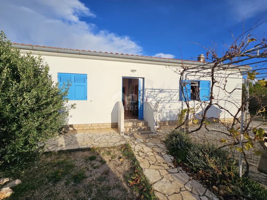 OTOK RAB, BARBAT - Kuća na osami 20m do mora (prodaja)