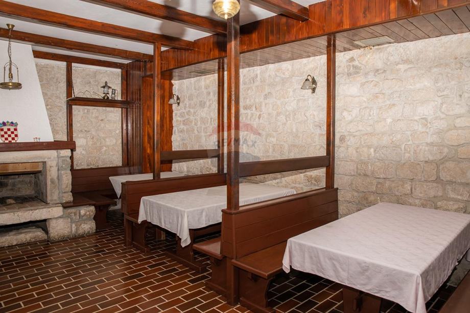 Otok Rab, Centar grada Raba, kultni restoran za najam (iznajmljivanje)