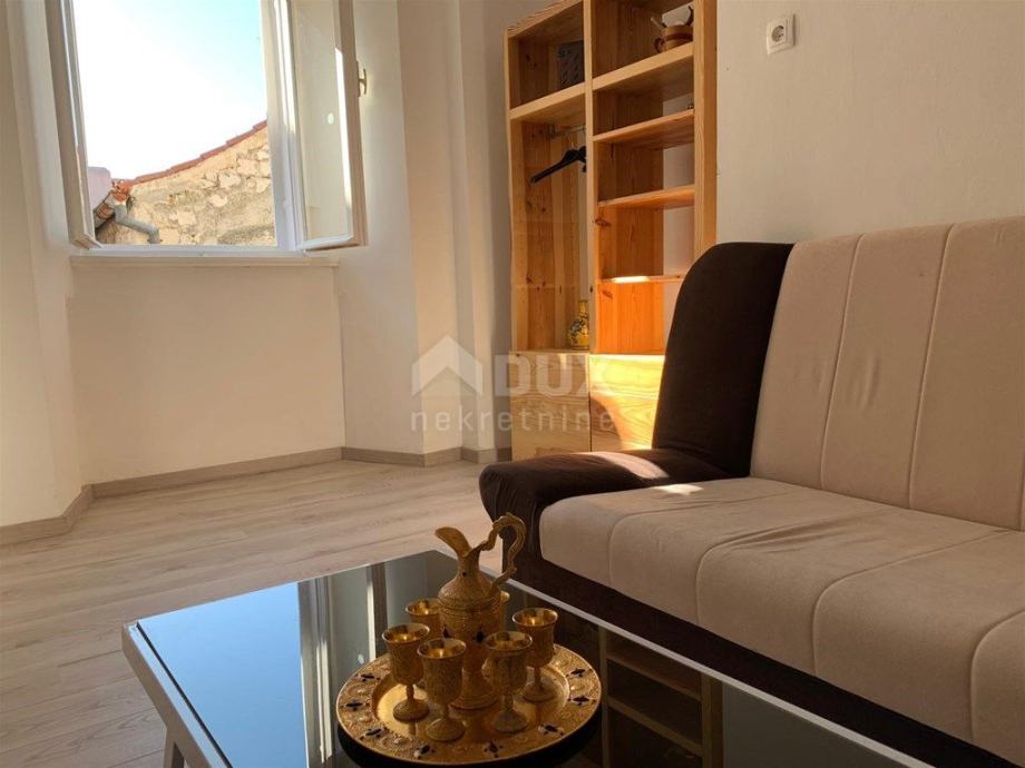 OTOK RAB, CENTAR GRADA RABA- stan u samom centru grada Raba (prodaja)