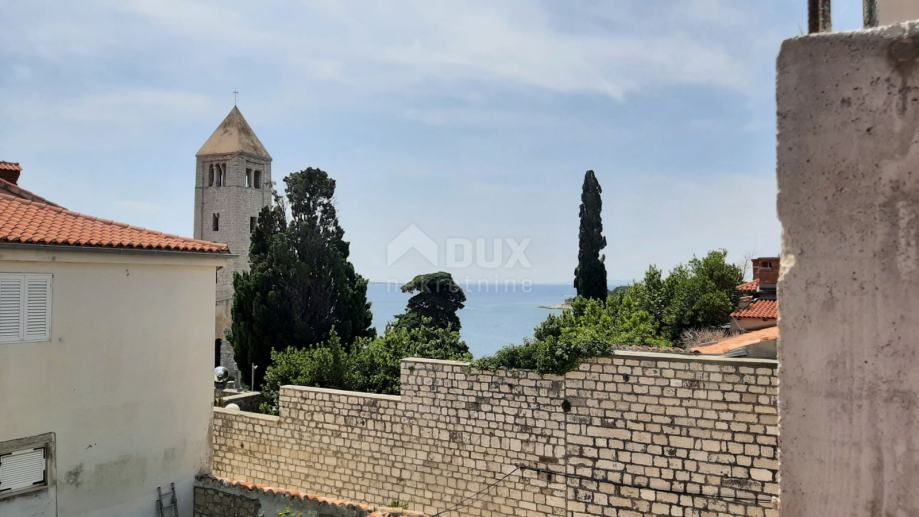 OTOK RAB, CENTAR RABA- Kompletno adaptirana starina u samoj gradskoj j ...