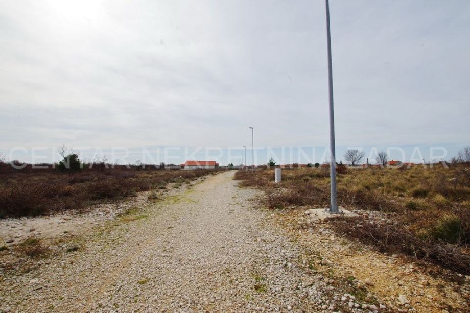 PRILIKA! Paljuv, građevinsko zemljište na mirnoj lokaciji – 1.000 m2