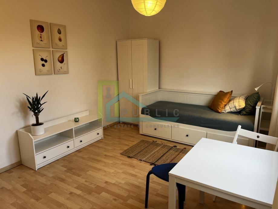 PANTOVČAK 25m2, Gornje prekrižje (prekrasna garsonijera) (iznajmljivanje)