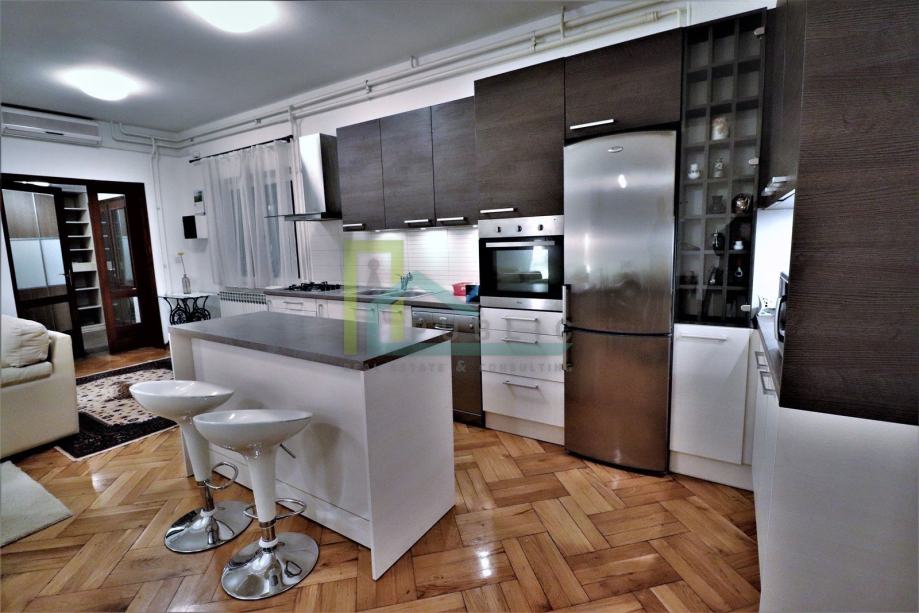 PANTOVČAK 90 m2, Vale Vouka (prekrasan 3soban stan + parking ...