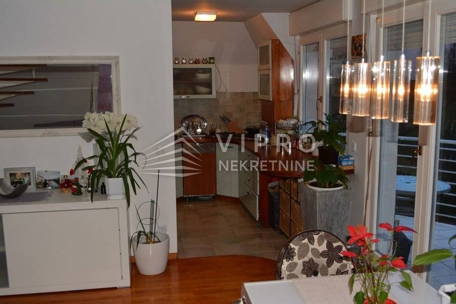 Pantovčak, ul. Vale Vouka, penthouse 82m2 s balkonom i PM (prodaja)
