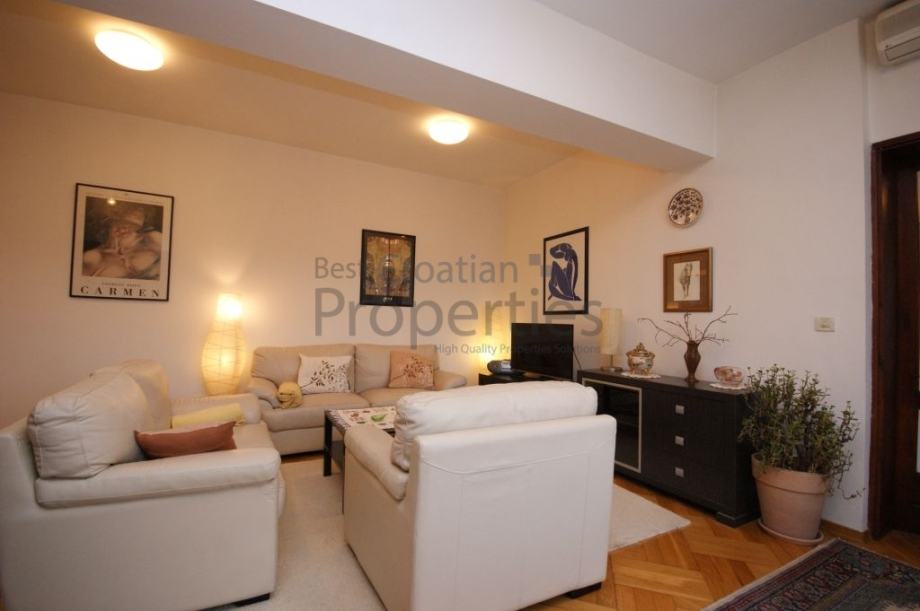 PANTOVČAK (V.Vouka) - LIJEP, KOMFORAN 3-SOB. STAN od 90m2 + VRT + VPM ...