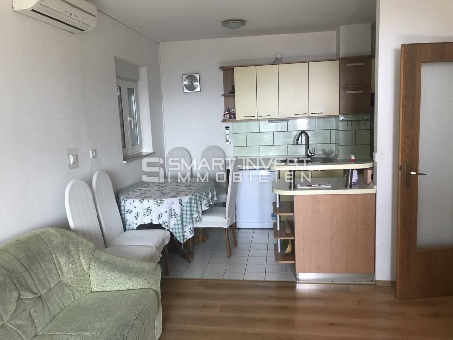 POBRI, stan 70 m2 s pogledom na more (prodaja)