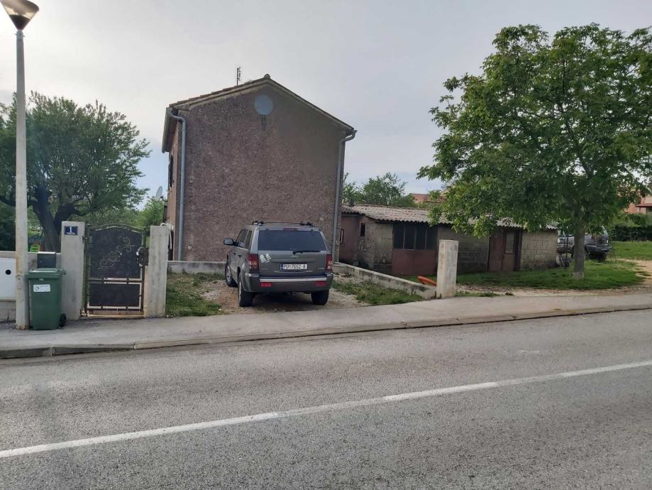 Poreč ,Varvari samostojeća kuća (prodaja)