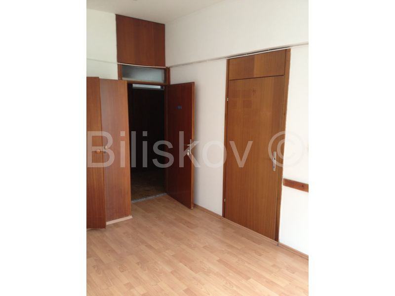 Split, Stinice, ured (iznajmljivanje)