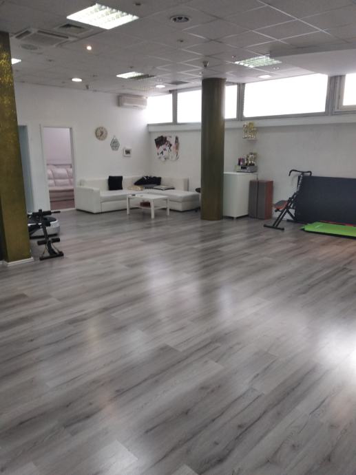 Poslovni prostor: Split centar, uredski, 95 m2 (iznajmljivanje)