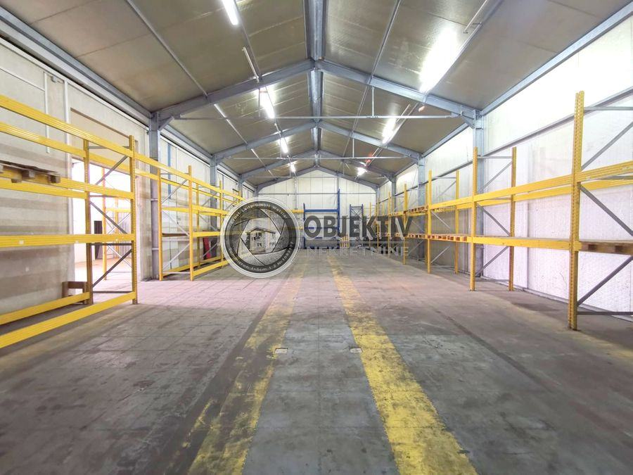 Poslovni prostor: SPLIT, STINICE skladišni 400 m2 (iznajmljivanje)