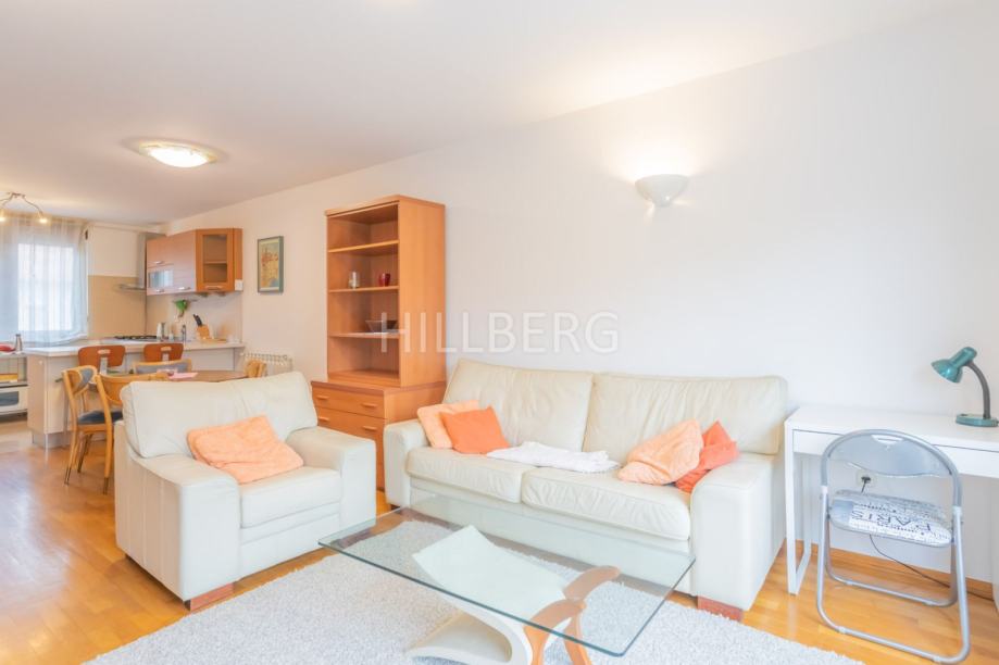 PREKRASAN 5-SOBNI STAN 150 M2 + TERASA - ZELENILO I MIR (iznajmljivanje)