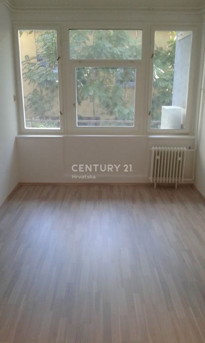 Prekrasan stan od 150 m2 u Draškovićevoj ! (prodaja)