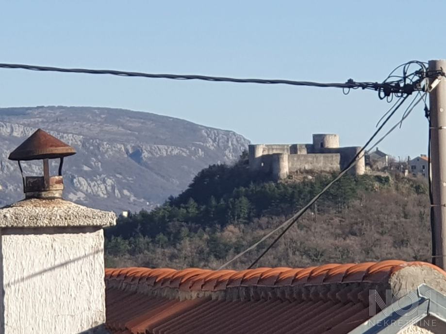 Prekrasna primorska kuća (prodaja)