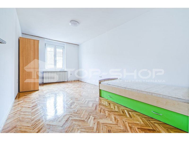 Primorska ulica, Odličan trosoban poslovni prostor s balkonom, 70m2 ...