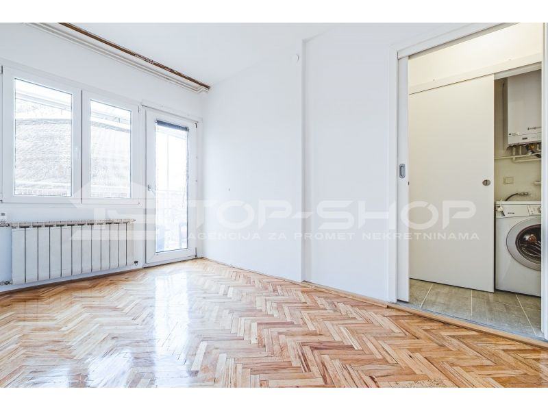Primorska ulica, Odličan trosoban poslovni prostor s balkonom, 70m2 ...