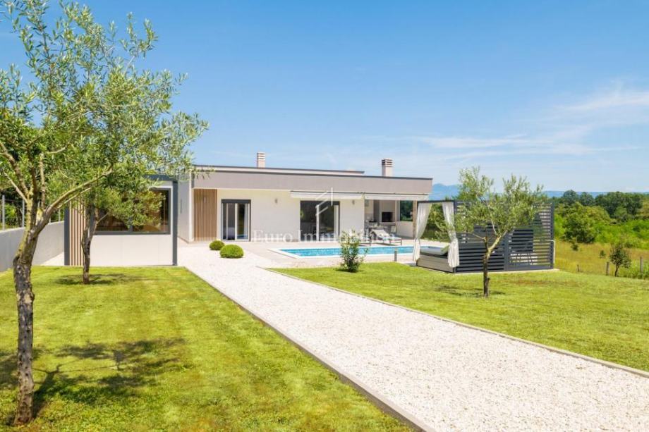 Prizemnica blizu centra Labina (prodaja)