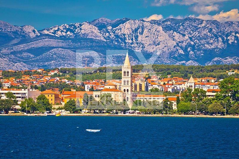 PRODAJA: Građevinsko zemljište s kućom, Relja, Zadar, 600m2