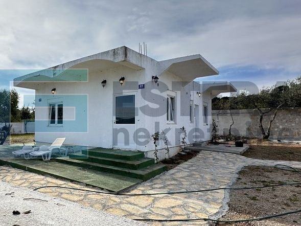 PRODAJA kuća 77,76 m2 otok Babac (prodaja)