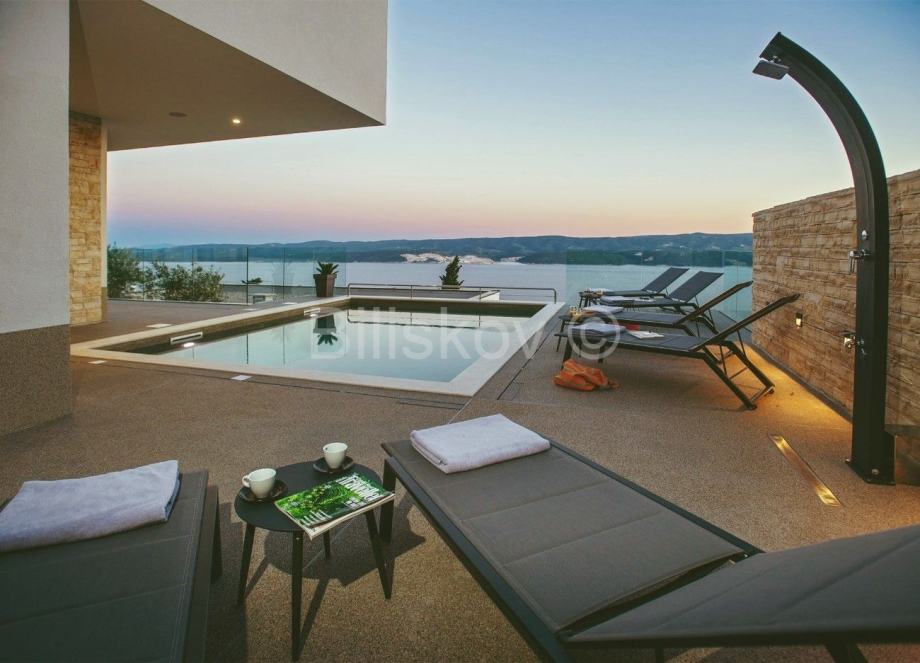 Prodaja, Omiš, luksuzna vila, bazen, sauna (prodaja)