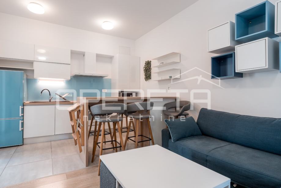 Prodaja, Stan, Centar, Ribnjak, 2s, 42m2 (prodaja)