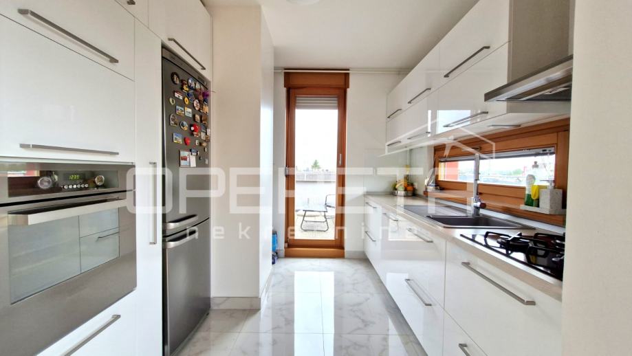 Prodaja, Stan, Gajnice, Gajnice, 4s, 90m2 (prodaja)