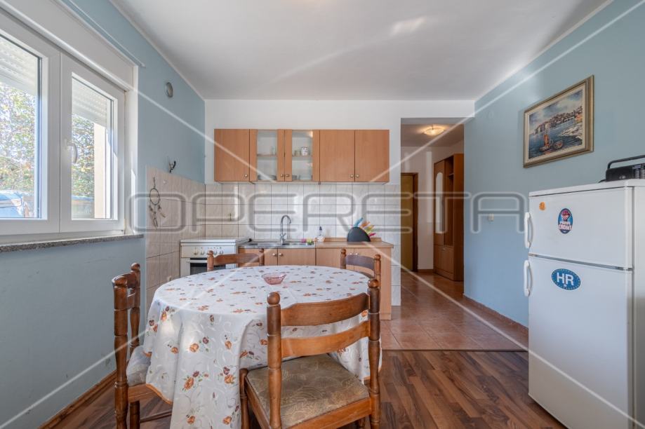 Ližnjan, Jadreški, jednosobni stan 40m2 sa loggiom (prodaja)