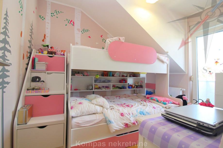 Prodaja, stan, Samobor, Centar, Perkovčeva ulica, 76.23 m2 (prodaja)