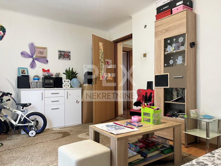 PRODAJA: Stan, Zagreb, Sigečica, 2S+DB, 85m2 (prodaja)