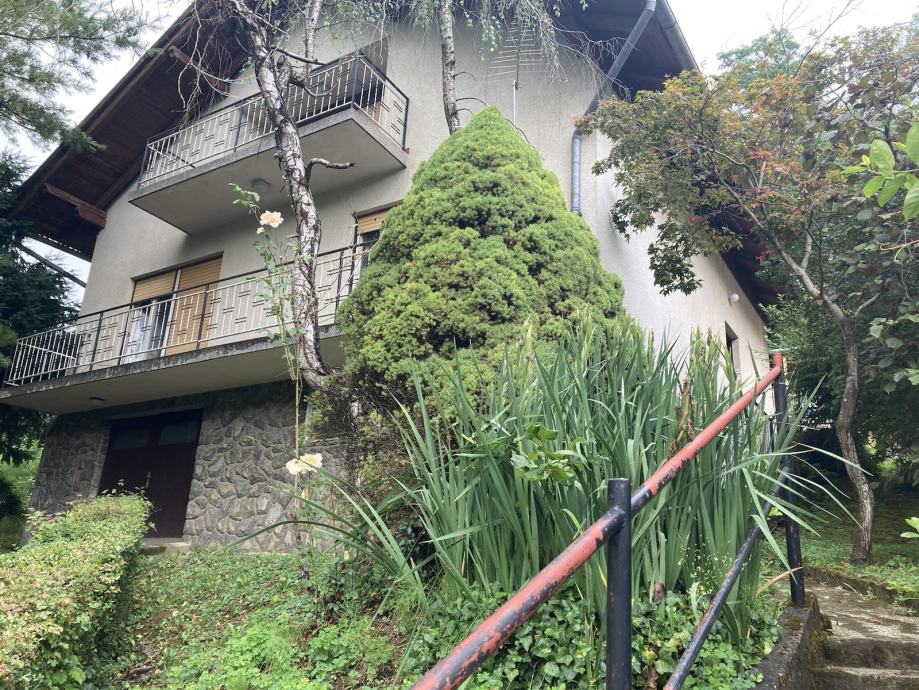 Prodaje se kuća (prodaja)