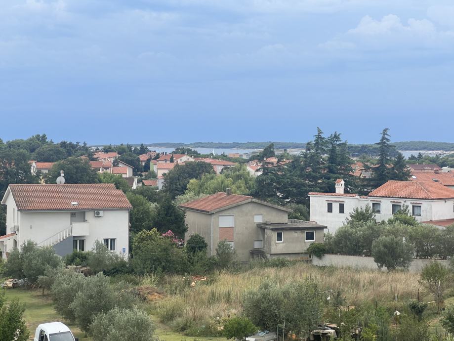 PRODAJE SE STAMBENA ZGRADA (prodaja)