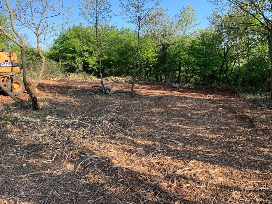 PRODAJEM GRAĐEVINSKO ZEMLJIŠTE 13.790m2