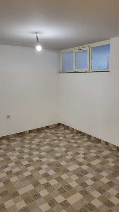 Prodajem stan u Samoboru (Perkovčeva) (prodaja)