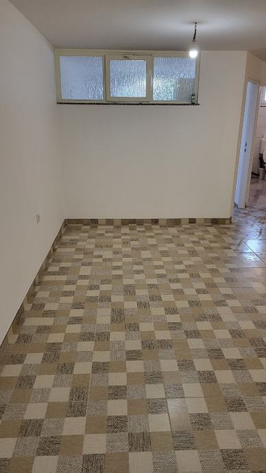 Prodajem stan u Samoboru (Perkovčeva) (prodaja)