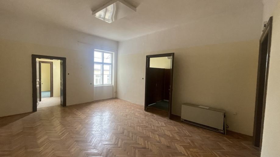 Prodajem stan (prodaja)