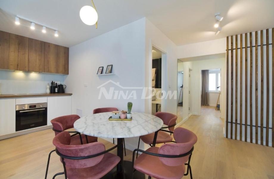 Prodajemo Luksuzni stan 70m2 u srcu Zadra (prodaja)