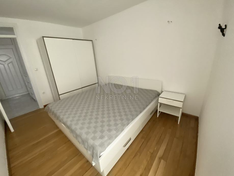 Rab - novouređeni stan na Palitu (prodaja)