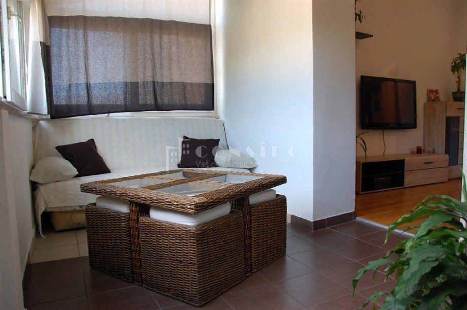 Rab, stan 70 m2, u centru Raba (prodaja)