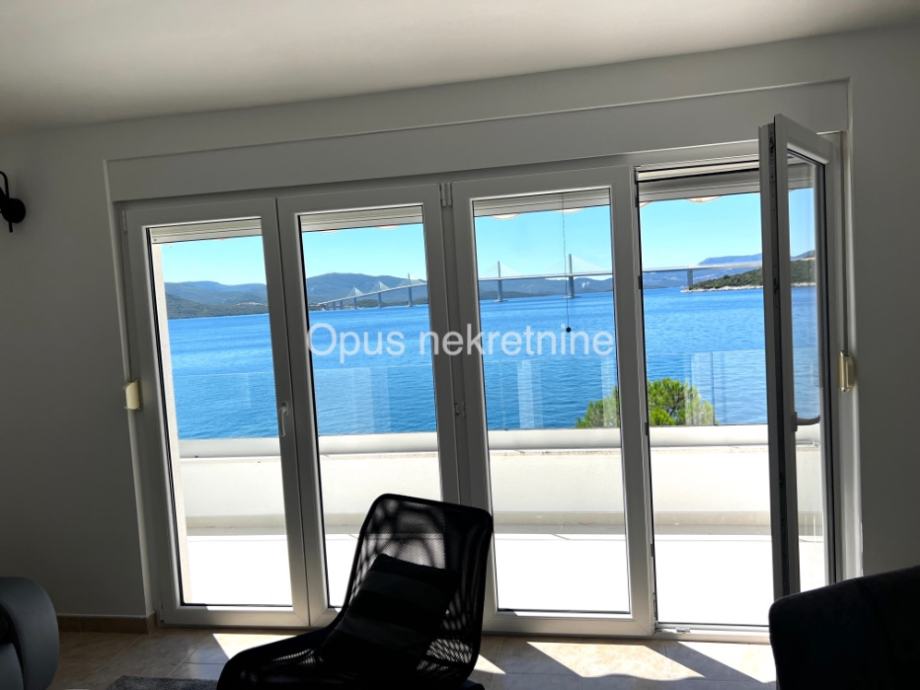 RADALJ, KLEK- kuća sa 3 namještena apartmana,prvi red do mora PRODANO ...