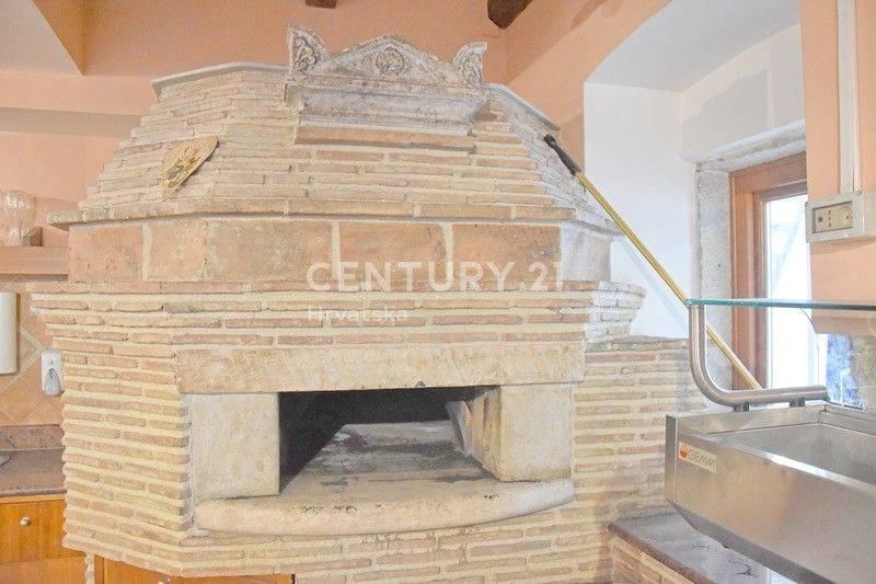 POREČ, POSLOVNI PROSTOR, RESTORAN KRAJ MORA (prodaja)