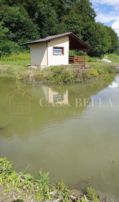 Ribnjak u Hruševcu sa malim objektom / Donja Stubica (prodaja)