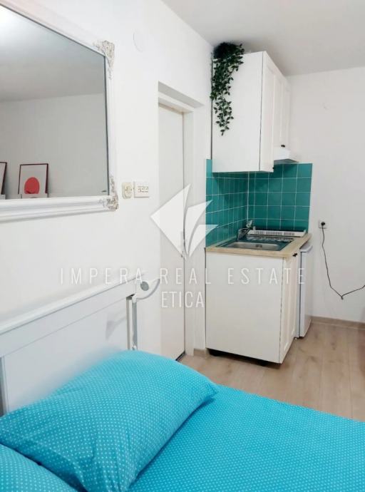 RIJEKA,BAKAR-garsonjera u staroj jezgri grada Bakra (prodaja)