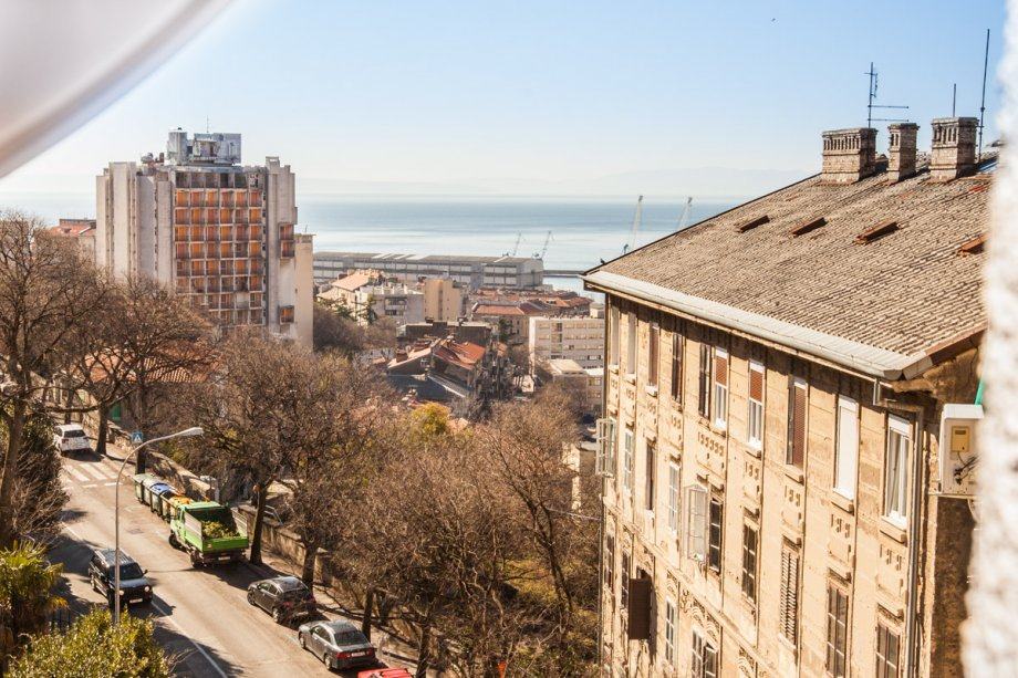 Rijeka, Belveder, najam stana 70 m2 (iznajmljivanje)