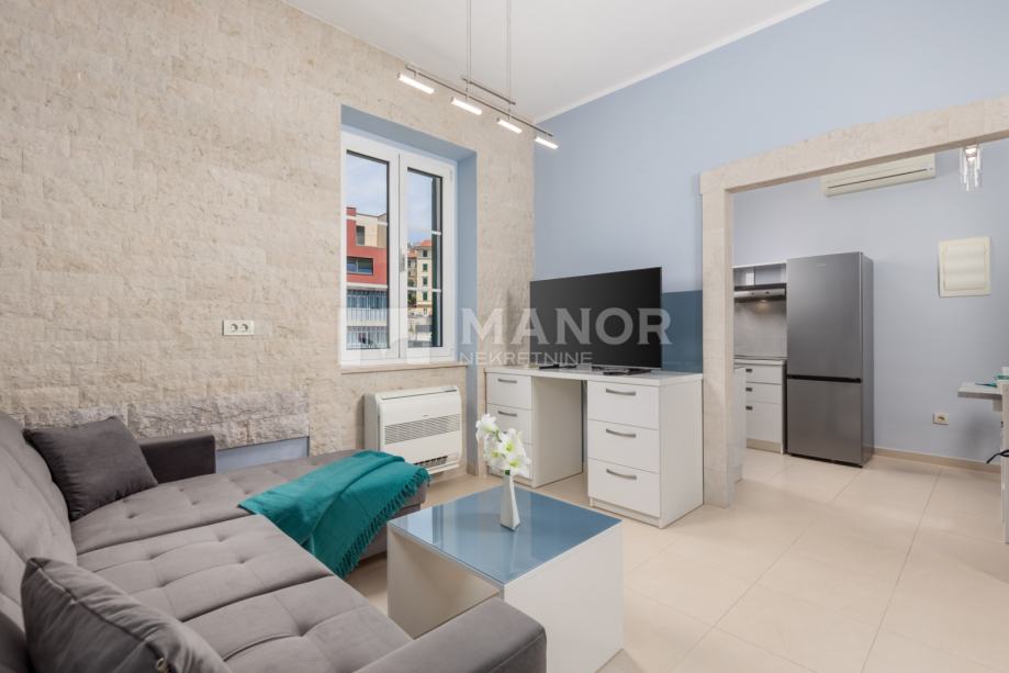 RIJEKA, STROGI CENTAR - 2S KL stan za najam, 60 m2 (iznajmljivanje)