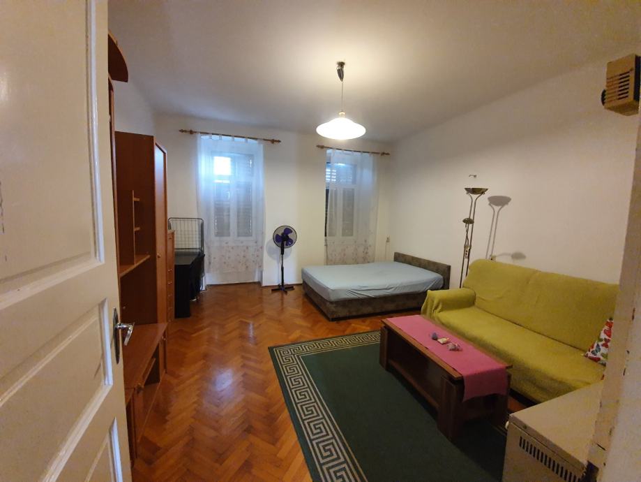 Rijeka, Centar (Pomerio) - stan za najam 41 m2 (iznajmljivanje)