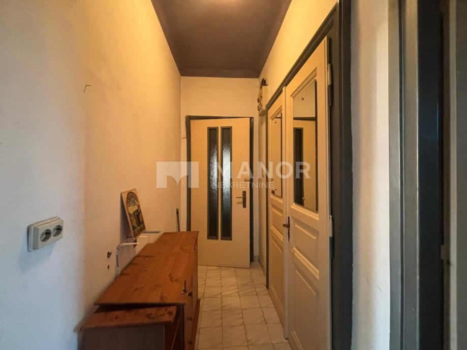 RIJEKA, KRNJEVO - 1S+DB stan za adaptaciju, 1.kat (prodaja)