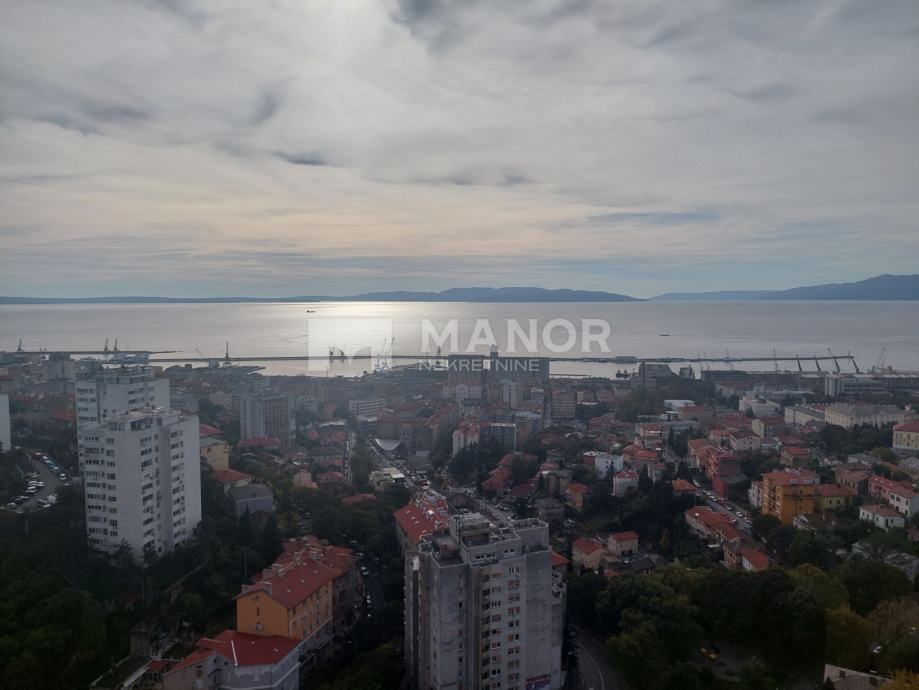 RIJEKA, RASTOČINE - 2S KL stan, pogled na Kvarner (prodaja)