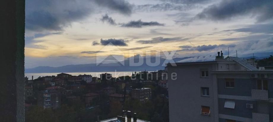 RIJEKA, RASTOČINE - Stan 2SKL sa lođom i pogledom na more (prodaja)