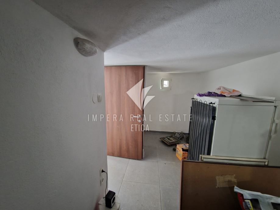 RIJEKA,TRSAT-Adaptirana i namještena etaža samostojeće kuće s velikom ...