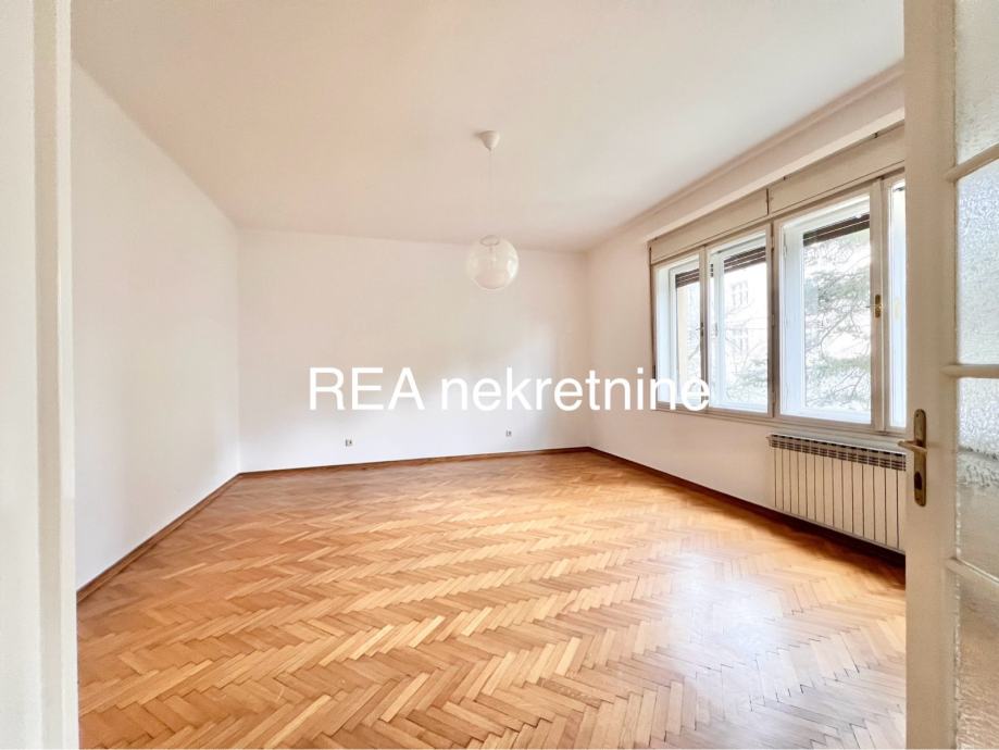 Šalata, top lokacija, Vinkovićeva, stan s garažom (prodaja)