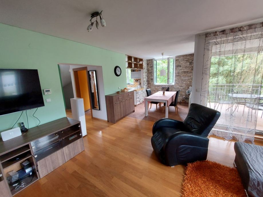 Samobor, Mala Rakovica, MODERNA obiteljska kuća 250m2+1578m2 zemljište ...